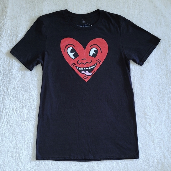 keith haring | Shirts | Keith Haring Red Heart Smiley Face Graphic Tee ...